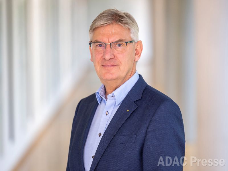 Ludger Kersting übergibt Leitung der ADAC Service GmbH
