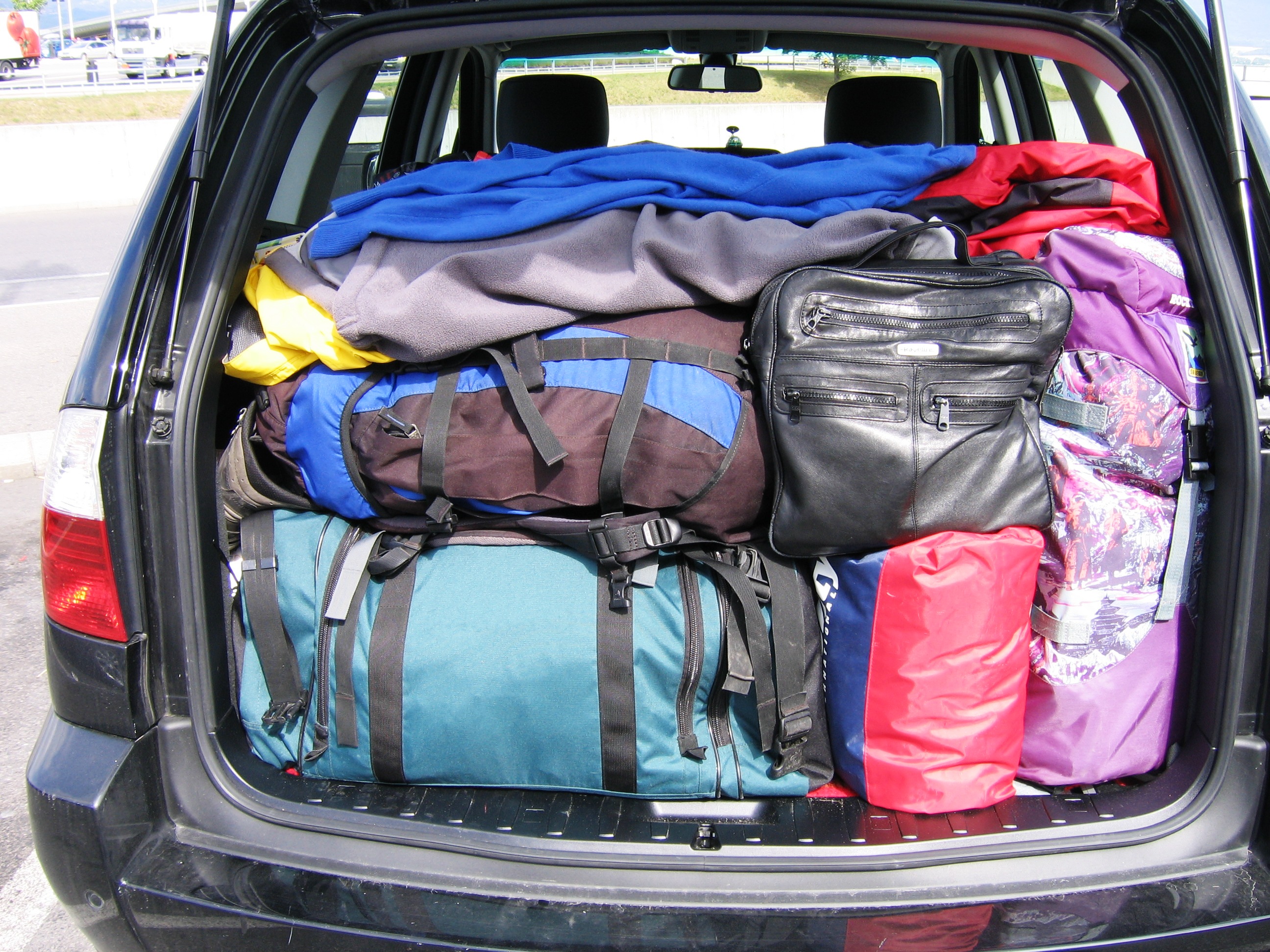 Pack die Badehose ein – So beladen Sie Ihr Auto richtig