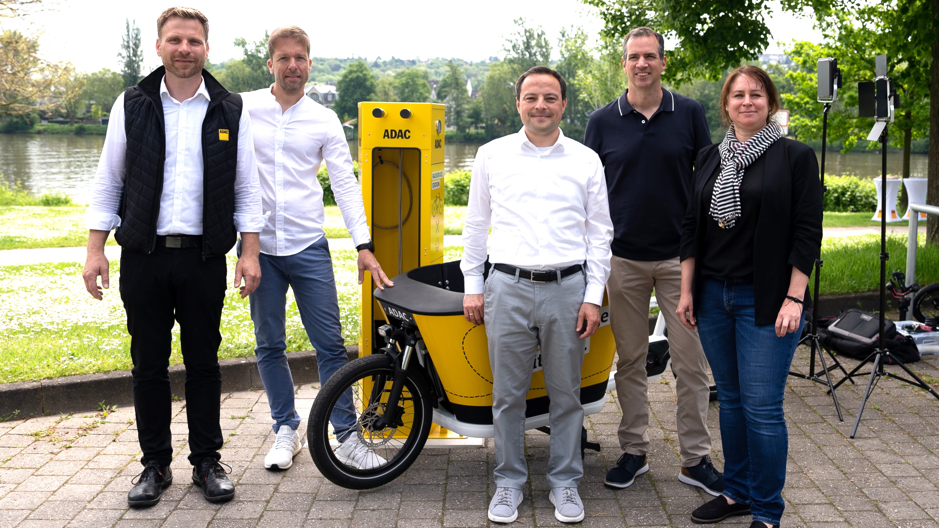 Schnelle Hilfe fürs Bike: Neue ADAC Radservice-Stationen an Rhein und Mosel