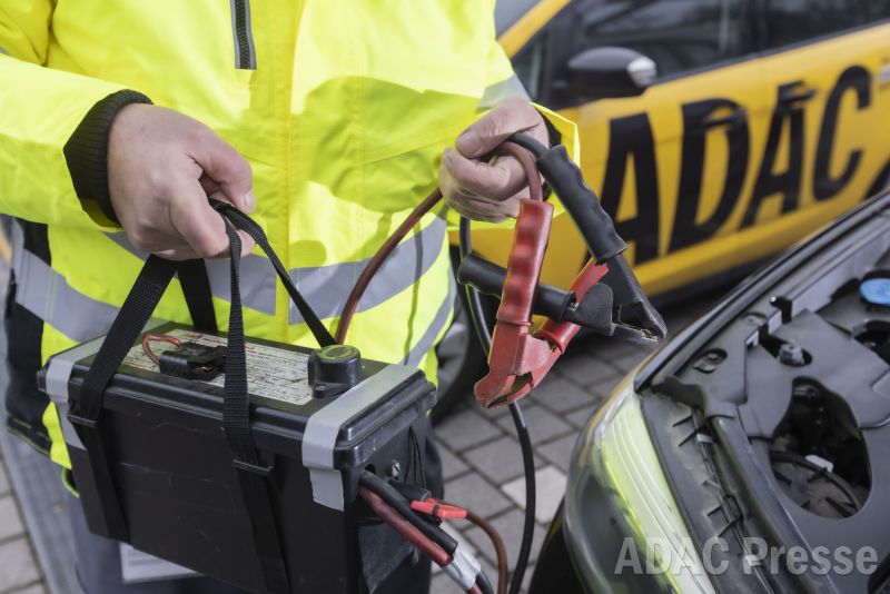 ADAC Pannenhilfebilanz 2024: Mehr Einsätze für die Gelben Engel in ...