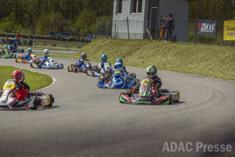 ADAC Kart Rookies Cup Süd: Saisonauftakt mit Einführungslehrgang in Nußloch
