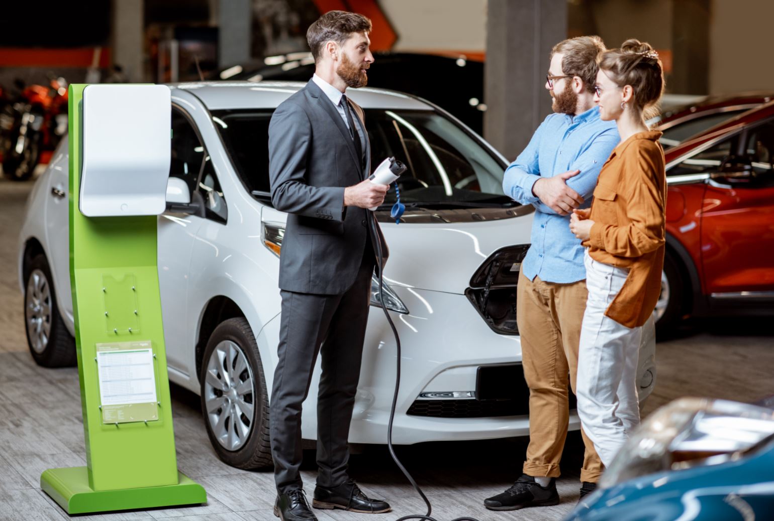 Elektroauto gebraucht kaufen: ADAC gibt Tipps, wie der Kauf gelingt Elektroauto gebraucht kaufen: ADAC gibt Tipps, wie der Kauf gelingt